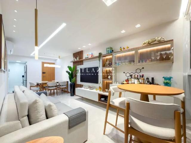 Apartamento para Venda em Vila Velha/ES Praia de Itapoã 2 Quartos