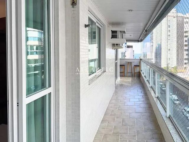 Apartamento para Venda em Vila Velha/ES Praia de Itapoã 3 Quartos