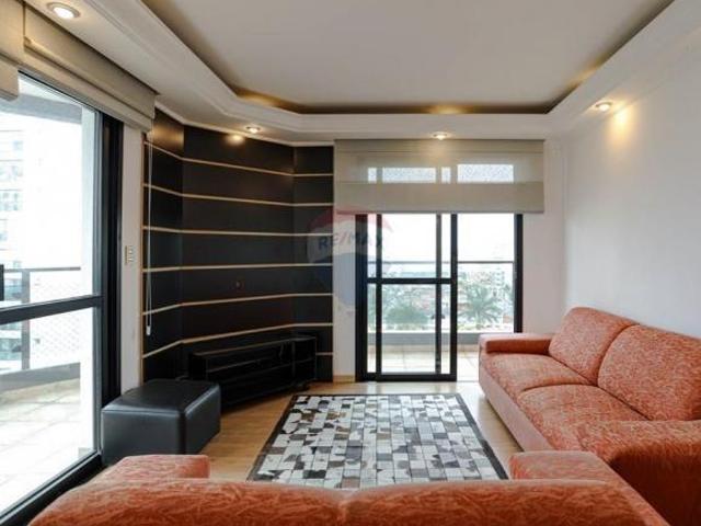 Apartamento para venda em Vila Vitória de 209.00m² com 4 Quartos, 2 Suites e 2 Garagens