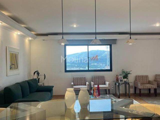 Apartamento para venda em Vila Vitória de 209.00m² com 4 Quartos, 2 Suites e 2 Garagens