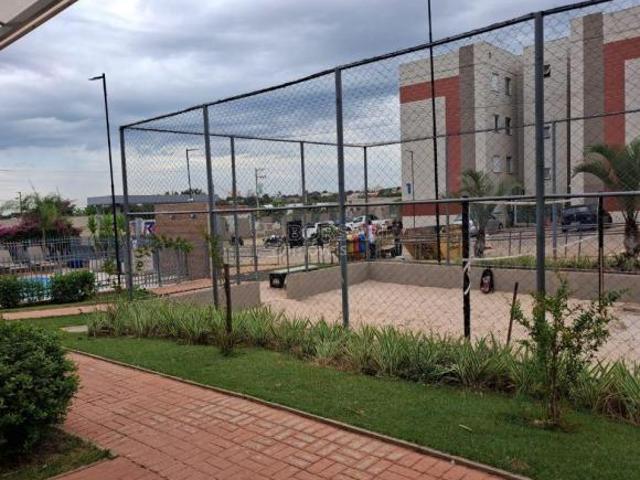 Apartamento para venda em Vila Xavier de 53.00m² com 2 Quartos e 1 Garagem