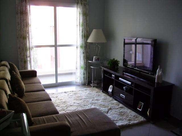 Apartamento para Venda em Vinhedo/SP Centro 3 Quartos