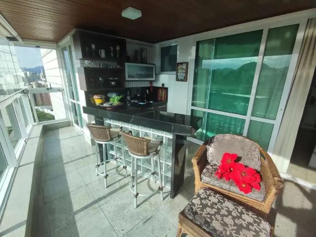 Apartamento para Venda em Vitória/ES Praia do Canto 4 Quartos