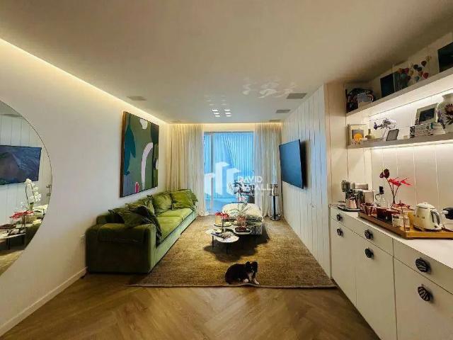 Apartamento para Venda em Vitória/ES Praia do Canto 4 Quartos