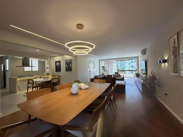 Apartamento para Venda em Vitória/ES Praia do Canto 4 Quartos