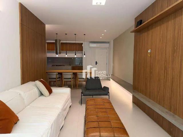 Apartamento para Venda em Vitória/ES Praia do Canto 3 Quartos