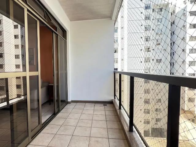 Apartamento para Venda em Vitória/ES Praia do Canto 3 Quartos