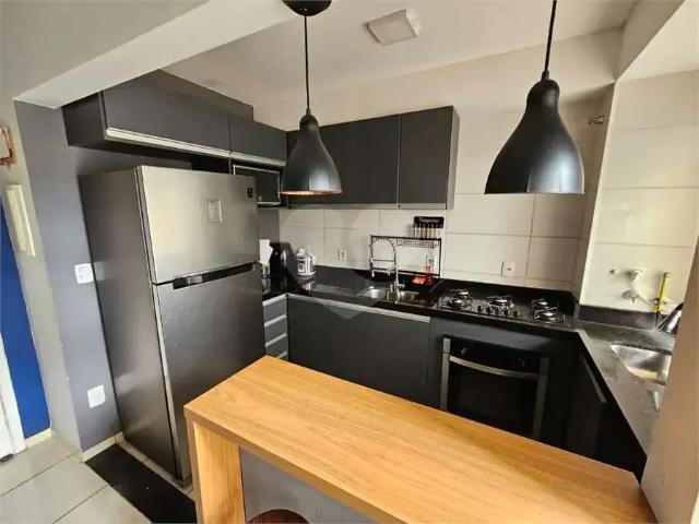 Apartamento para Venda em Volta Redonda/RJ Três Poços 2 Quartos