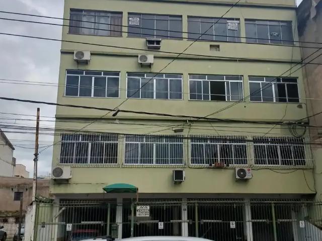 Apartamento para Venda em Volta Redonda/RJ Aterrado 2 Quartos