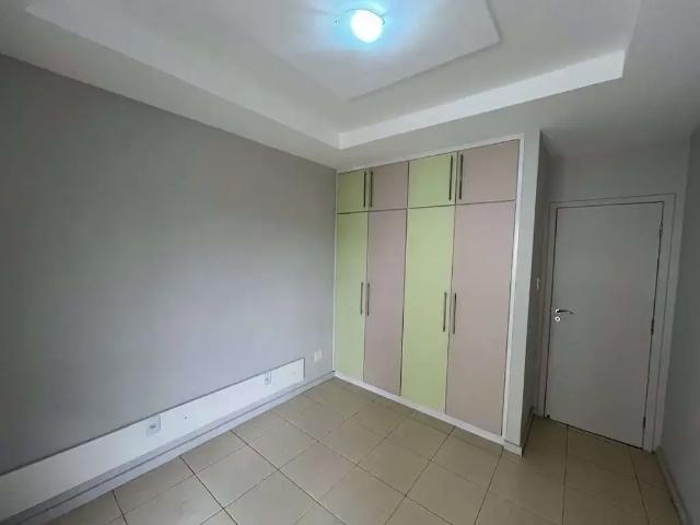 Apartamento para Venda em Volta Redonda/RJ São João 3 Quartos