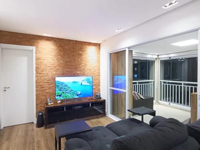 Apartamento para venda possui 72 metros quadrados com 2 quartos