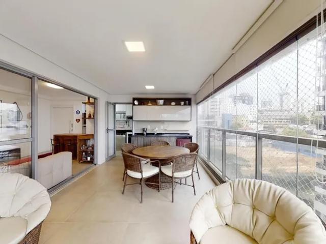 Apartamento para venda possui 102 metros quadrados com 3 quartos em Pinheiros São Paulo SP
