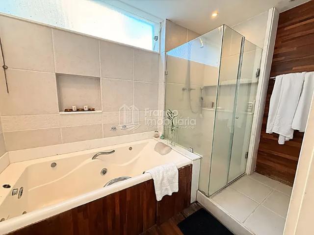 Apartamento para venda possui 110 metros quadrados com 3 quartos em Icaraí Niterói RJ