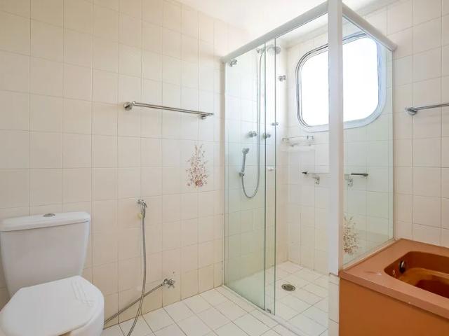 Apartamento para venda possui 196 metros quadrados com 4 quartos em Indianópolis São Paulo SP