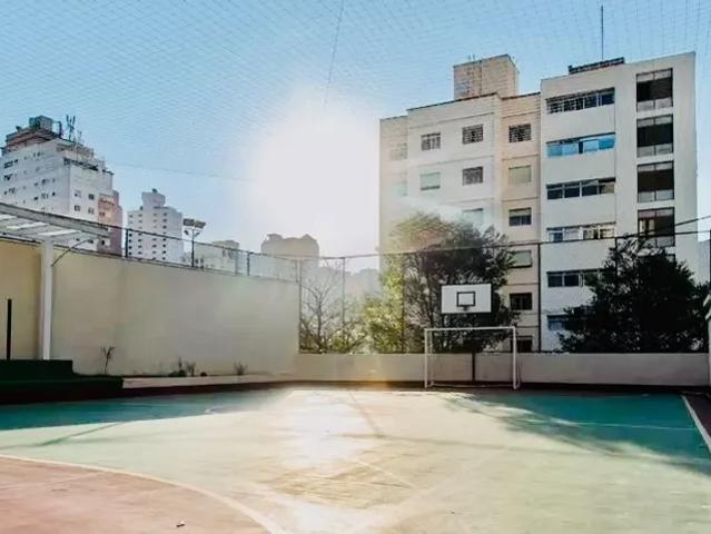 Apartamento para venda possui 278 metros quadrados com 4 quartos 4 suítes 5 vagas em Aclimação!