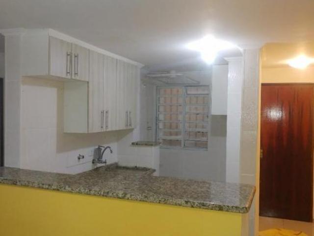 Apartamento para Venda por R$130.000,00 com 2 dormitórios, 1 vaga e 1 banheiro Cidade tiradentes