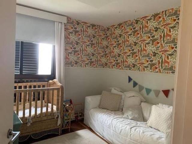 Apartamento para Venda por R$1.250.000,00 com 280m², 4 vagas, 2 suites e 5 banheiros Real parque