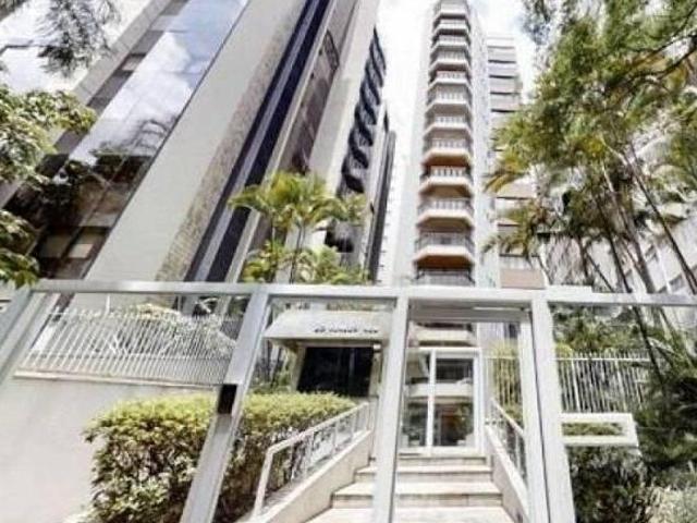 Apartamento para Venda por R$1.700.000,00 com 160m², 2 vagas, 3 suites e 3 dormitórios Higienopoli