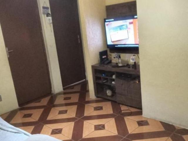Apartamento para Venda por R$210.000,00 com 49m², 2 dormitórios, 1 vaga e 1 banheiro Conjunto habi
