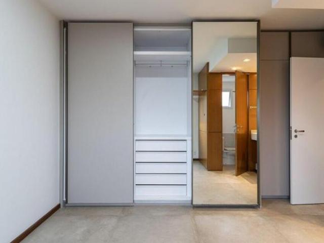 Apartamento para Venda por R$2.020.000,00 com 84m², 2 vagas, 1 suite e 2 banheiros Pinheiros, São