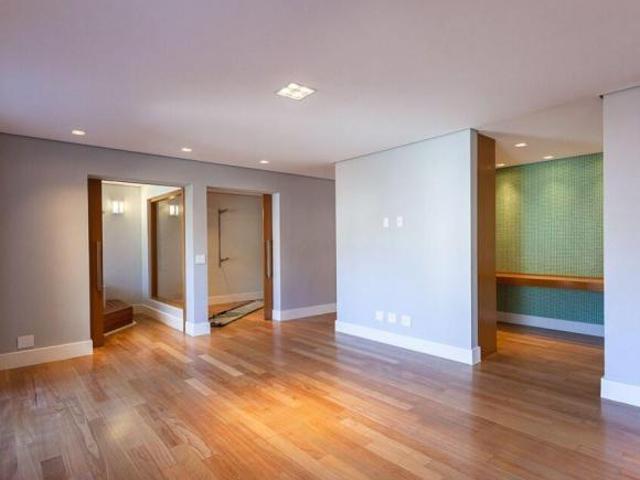 Apartamento para Venda por R$2.583.000,00 com 216m², 3 vagas, 2 suites e 4 banheiros Vila madalena