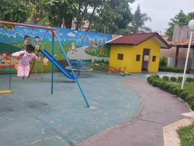 Apartamento para Venda por R$300.000,00 com 96m², 2 dormitórios, 1 suite e 1 vaga Vila paranaguá