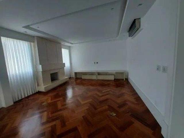Apartamento para Venda por R$5.300.000,00 com 360m², 6 vagas, 4 suites e 4 dormitórios Aclimação
