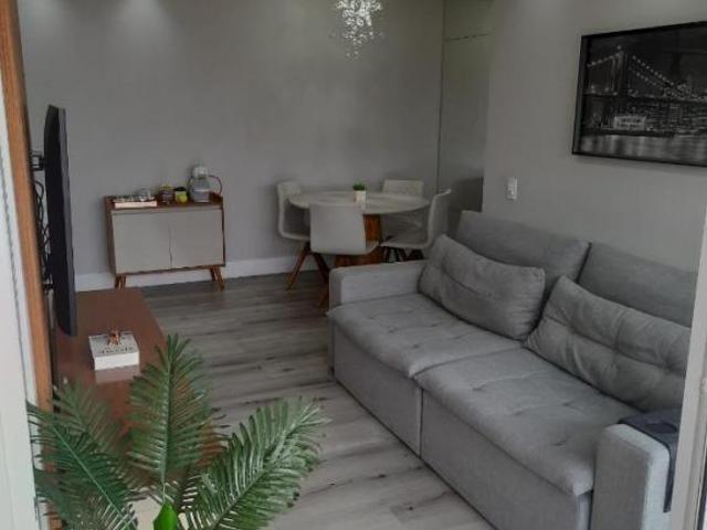 Apartamento para Venda por R$620.000,00 com 74m², 2 dormitórios, 1 suite e 2 vagas Nova petrópolis