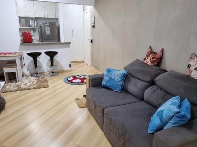 Apartamento para Venda por R$724.000,00 com 2 vagas, 1 suite e 3 dormitórios Vila gumercindo, São