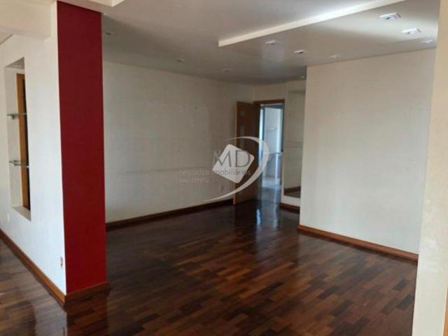 Apartamento para venda, sendo 3 suítes, 5 banheiros, 3 vagas de garagem, 150 m2