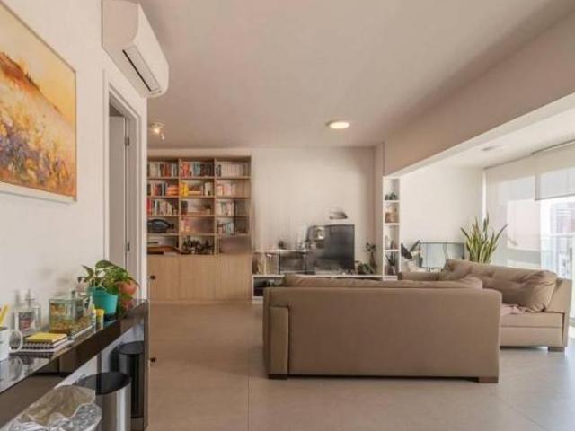 Apartamento para venda tem 105 metros quadrados com 3 quartos em Vila Mariana, 3 dormitórios sendo u