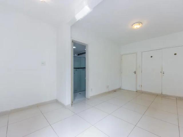 Apartamento para venda tem 122 metros quadrados com 3 quartos em Cerqueira César São Paulo SP