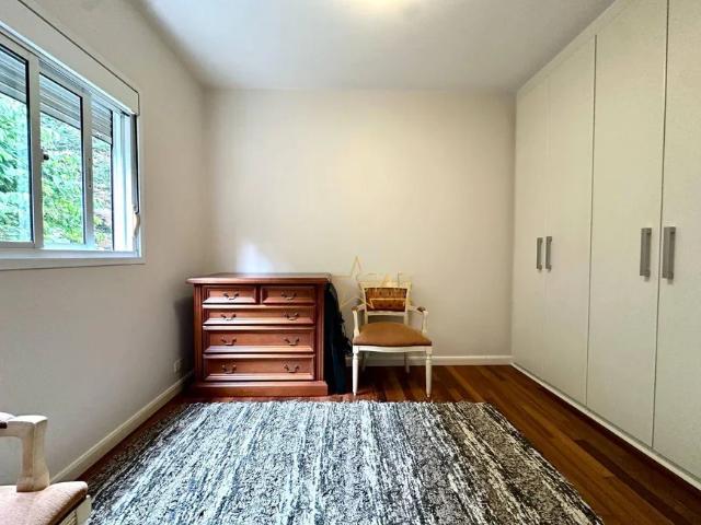Apartamento para venda tem 139 metros quadrados com 3 quartos em Vila Olímpia São Paulo SP