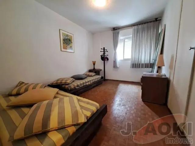 Apartamento para venda tem 290 m² com 4 quartos em Vila Clementino