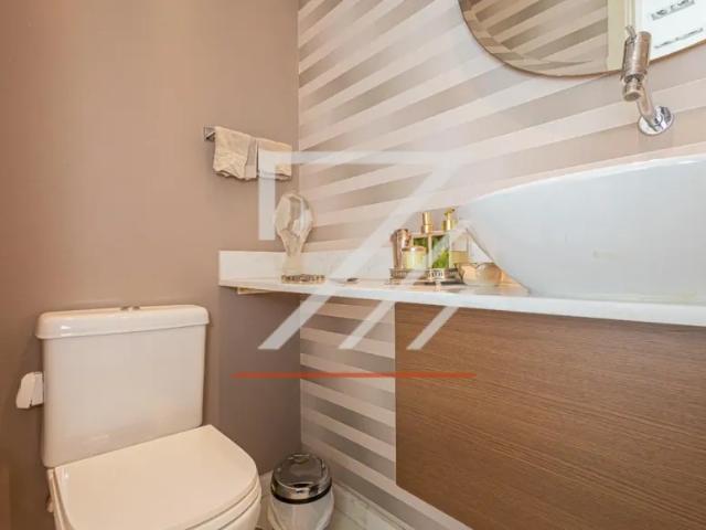 Apartamento para venda tem 336 metros quadrados com 4 quartos em Vila Uberabinha São Paulo SP