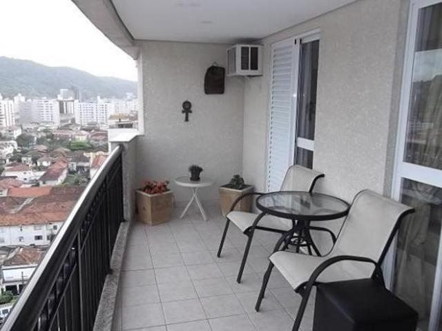 Apartamento para venda, varanda, andar alto e vista livre. Bairro José Menino, Santos SP