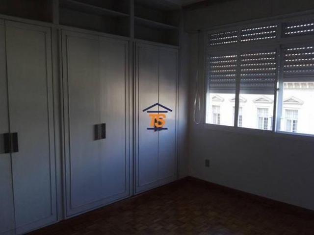 Apartamento para Venda 180m², 3 dormitórios, sendo 1 suites, 1 vaga Centro H