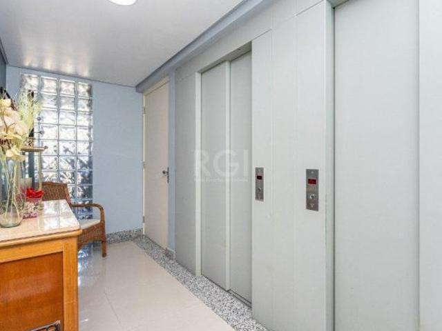 Apartamento para Venda 137.74m², 3 dormitórios, sendo 3 suites, 3 vagas Petrópolis