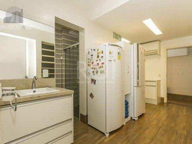 Apartamento para Venda 202.06m², 3 dormitórios, sendo 1 suites, 1 vaga Centr