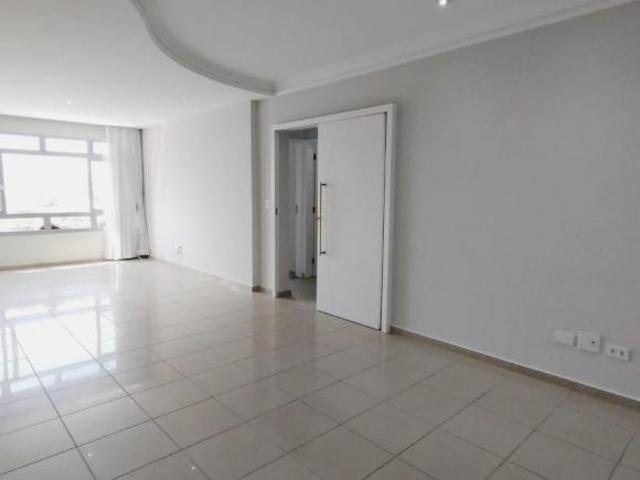 Apartamento para venda 2 dormitórios no Edifício Dr. Isidoro Boucault no Shangai