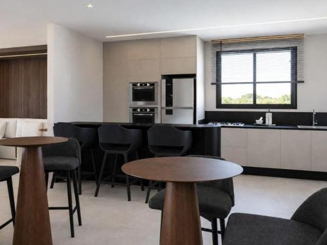 Apartamento para venda 3 dormitórios, 3 suítes, 2 vagas, Guilhermina Praia Grande SP R$954 MIL