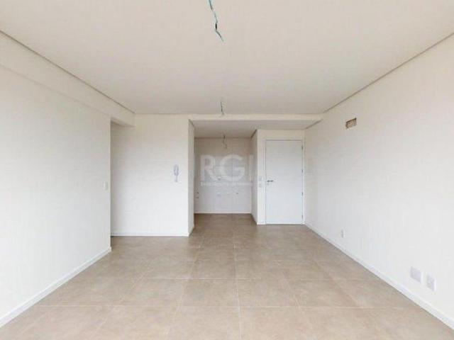 Apartamento para Venda 69.82m², 2 dormitórios, sendo 1 suites, 2 vagas Bom J
