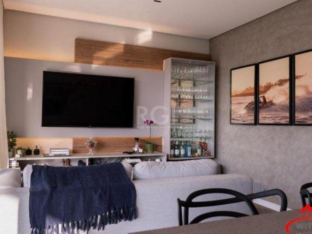 Apartamento para Venda 81.57m², 2 dormitórios, sendo 1 suites, 2 vagas Centr