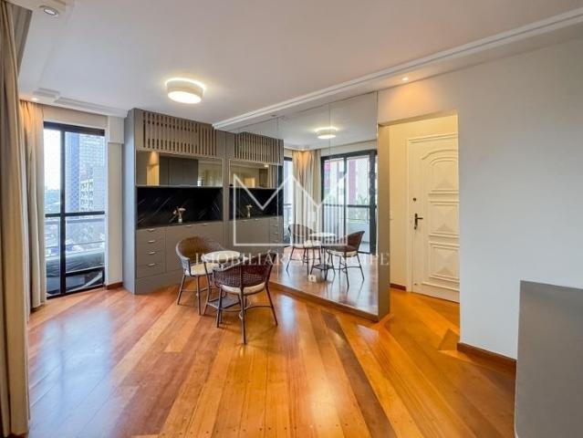 Apartamento para Venda/Aluguel com 3 quartos por R$ 2.230.000