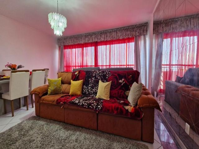 Apartamento para Venda/Aluguel com 3 quartos por R$ 2.630.000