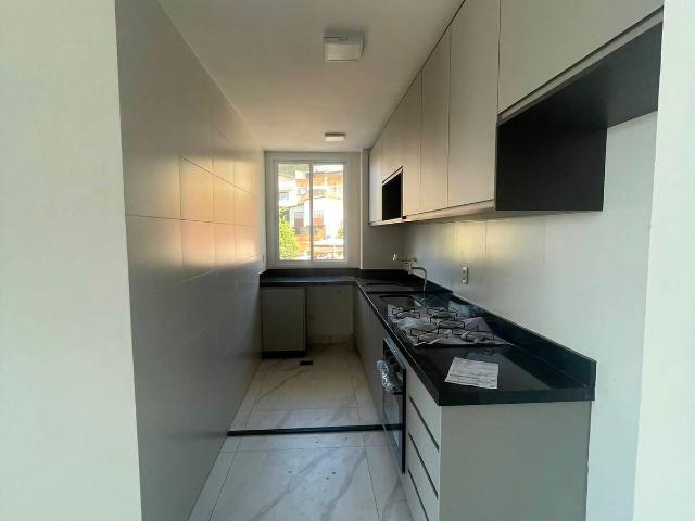Apartamento para Venda/Aluguel com 3 quartos por R$ 680.000