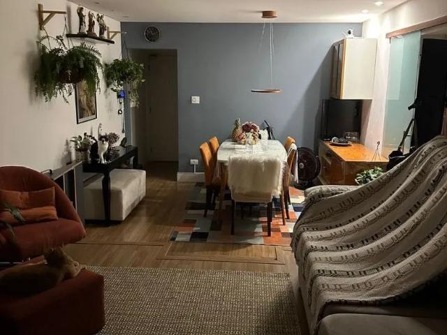 Apartamento para Venda/Aluguel com 3 quartos, 140 m² por R$ 795.000