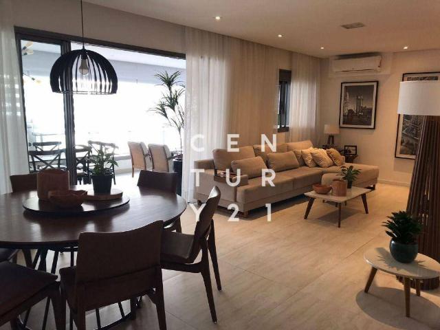 Apartamento para Venda/Aluguel com 3 quartos, 141 m² por R$ 2.300.000
