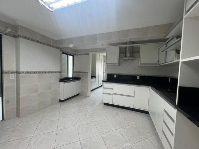 Apartamento para Venda/Aluguel com 3 quartos, 147 m² por R$ 1.600.000