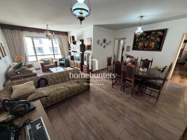 Apartamento para Venda/Aluguel com 3 quartos, 176 m² por R$ 550.000